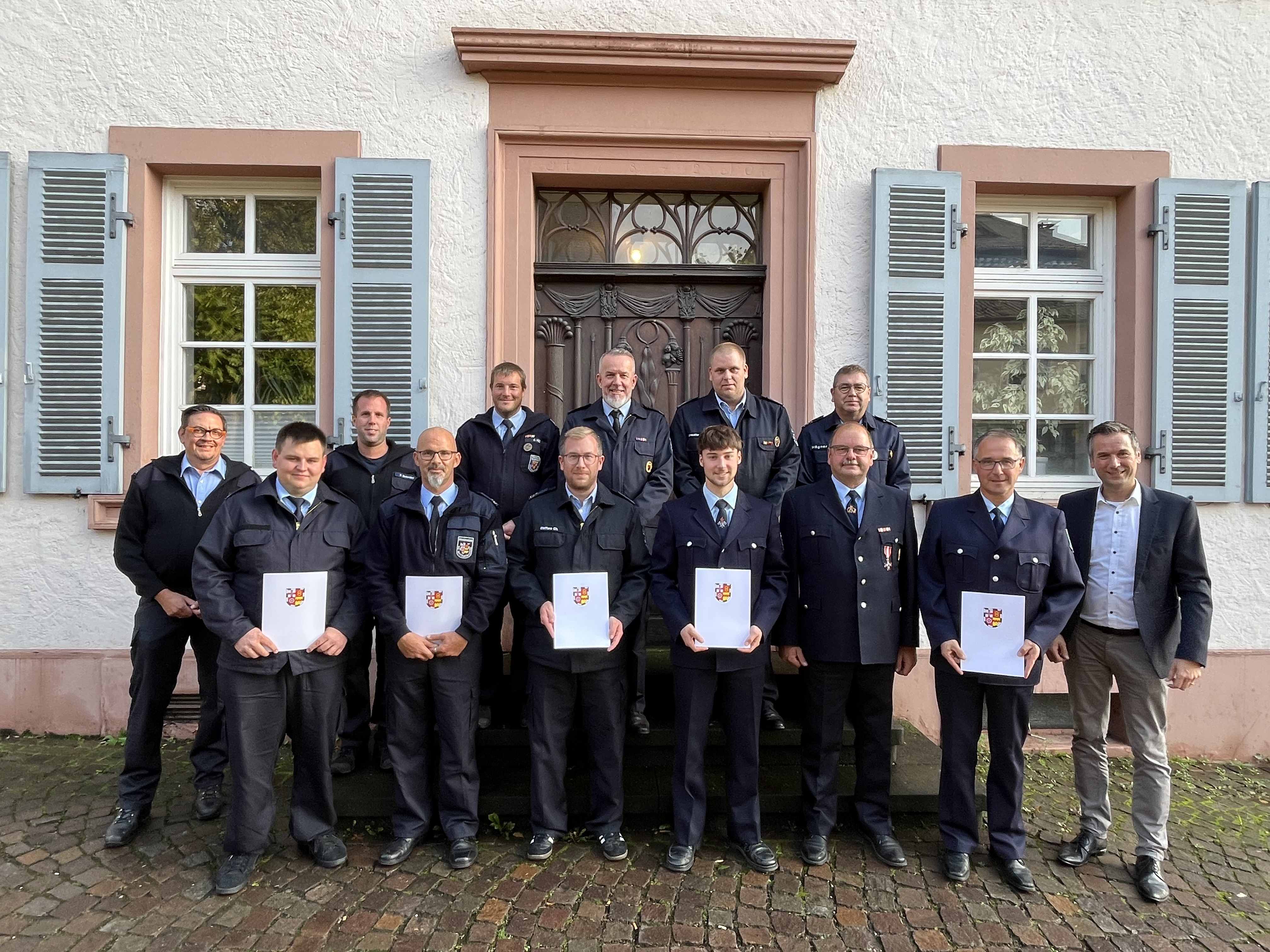 Führungswechsel in den Reihen der Feuerwehren | Verbandsgemeinde ...